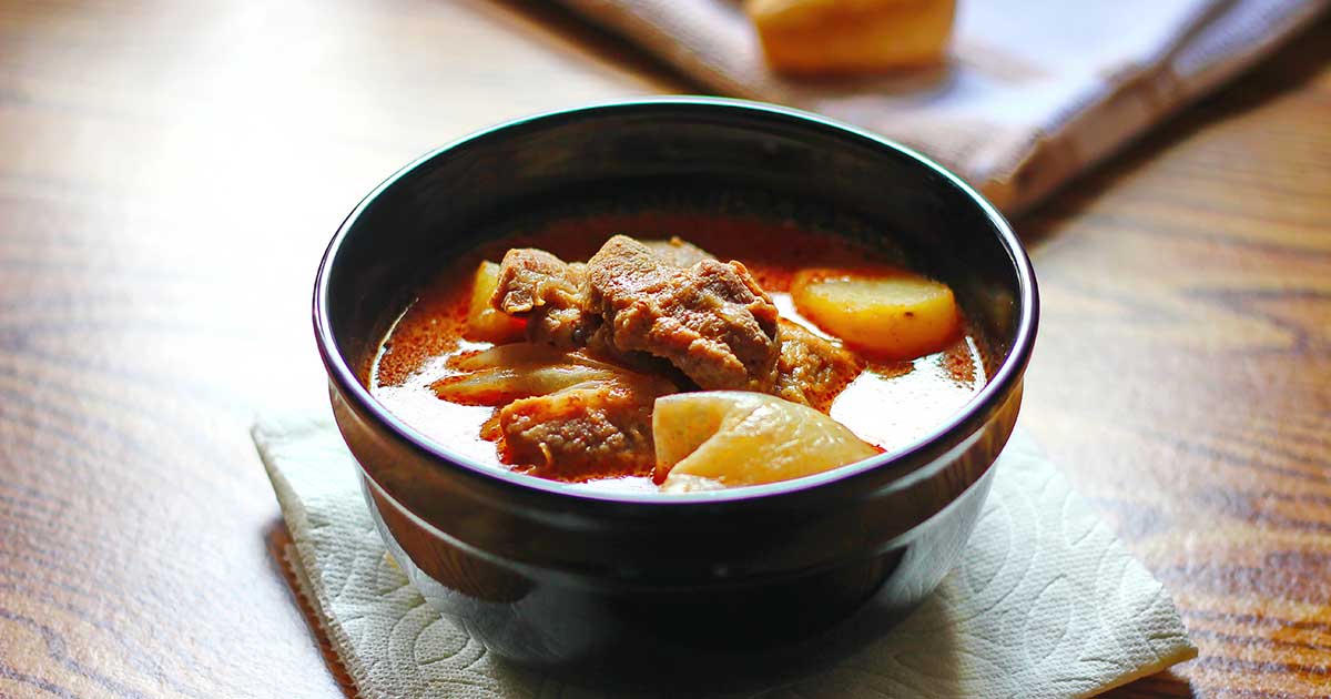 Mouthwatering Beef Massaman Curry Recipe: This Melt-in-your-Mouth Beef ...